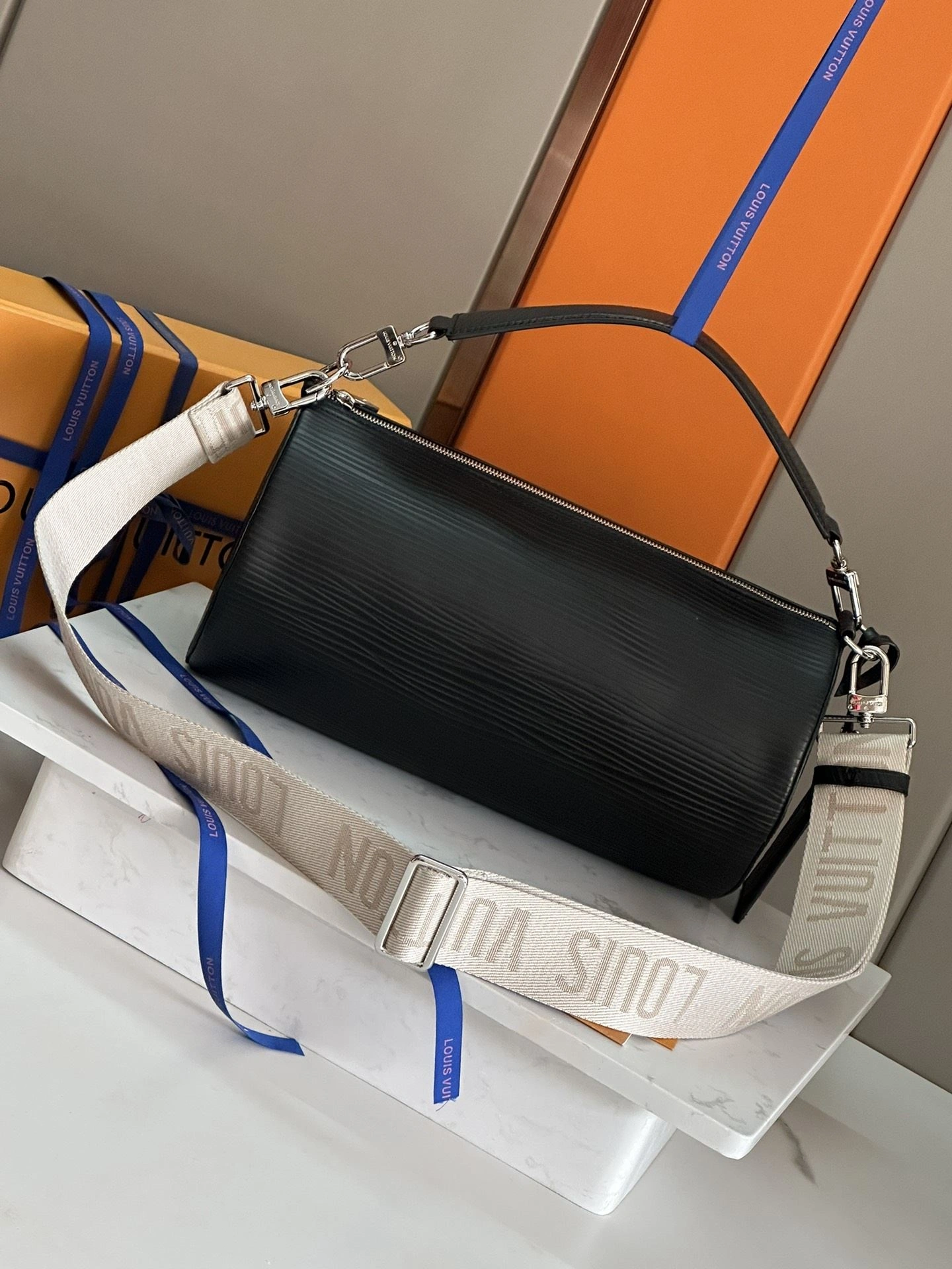 Louis Vuitton Round Bags