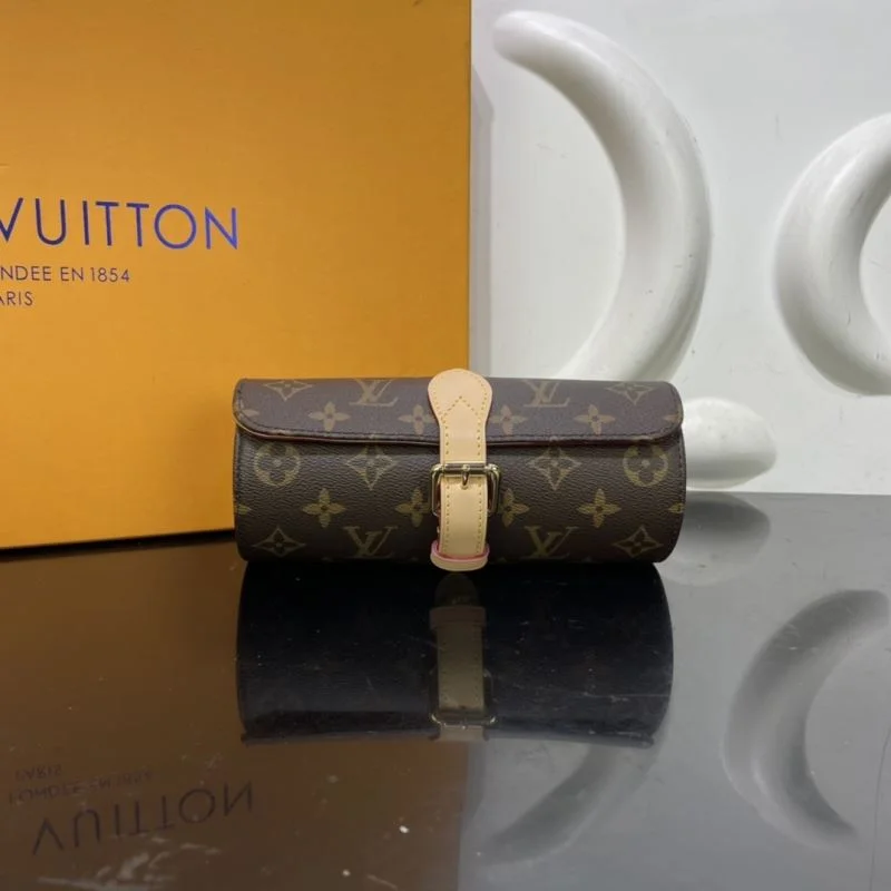 Louis Vuitton Round Bags