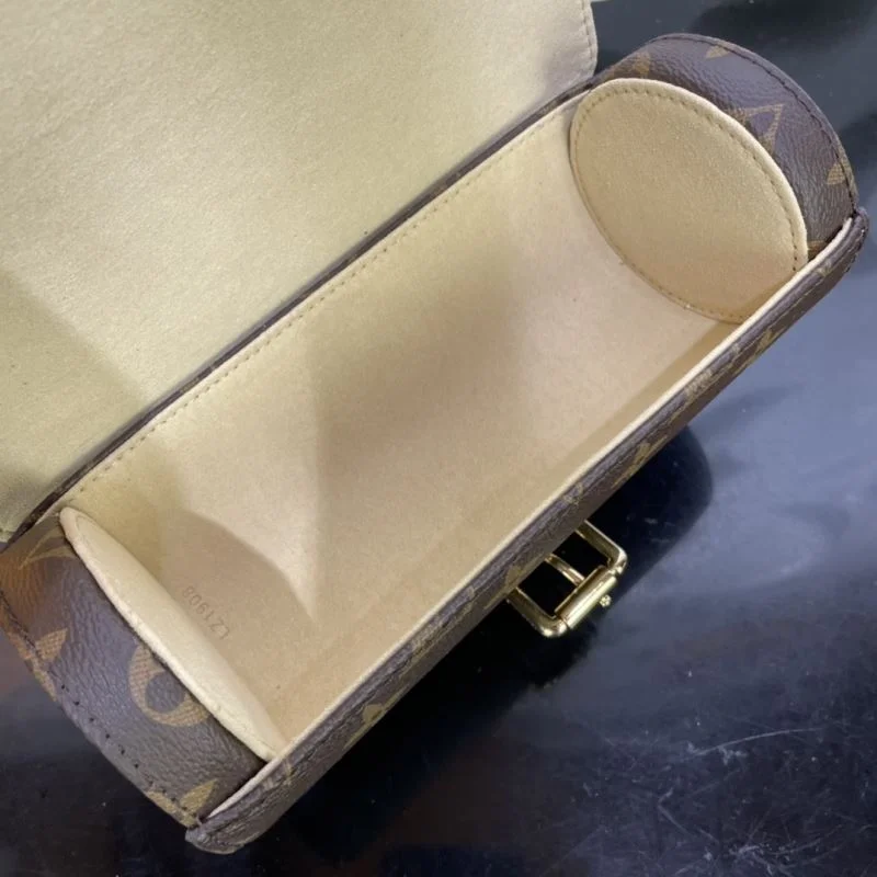 Bargain Louis Vuitton Round Bags