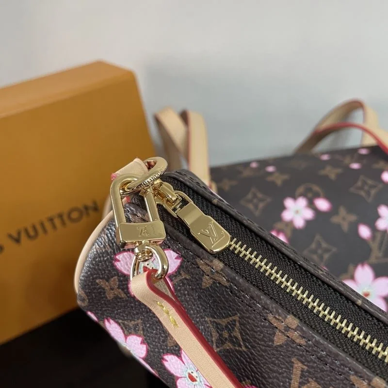 Bargain Louis Vuitton Round Bags