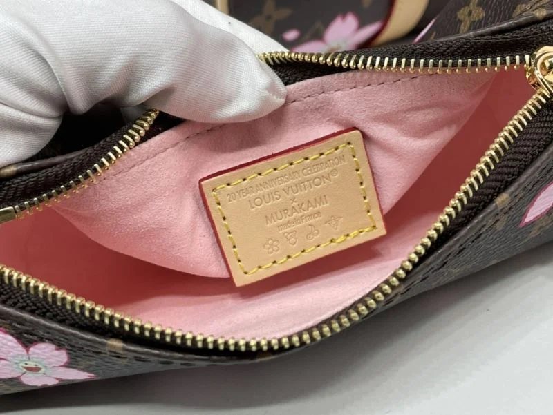 Low-cost Louis Vuitton Round Bags