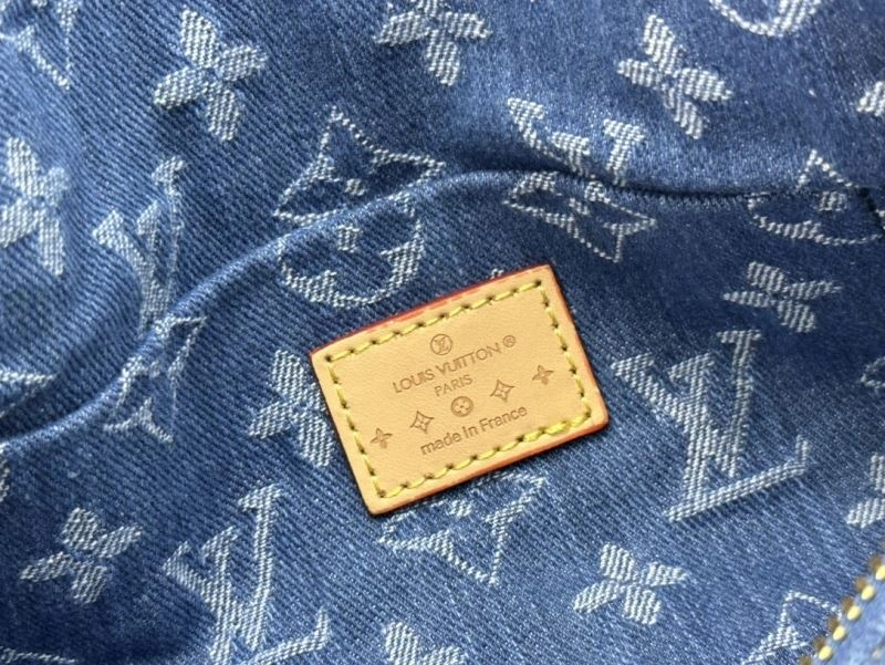 Top mirror Louis Vuitton Round Bags