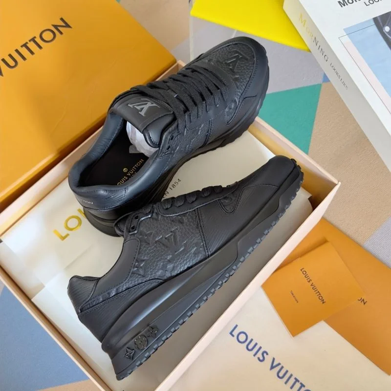 Accurate model Louis Vuitton Run Away Sneaker