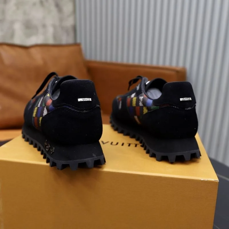 Top mirror Louis Vuitton Run Away Sneaker