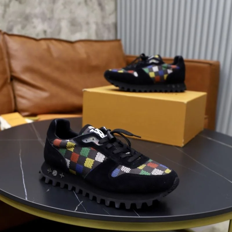 Top mirror Louis Vuitton Run Away Sneaker