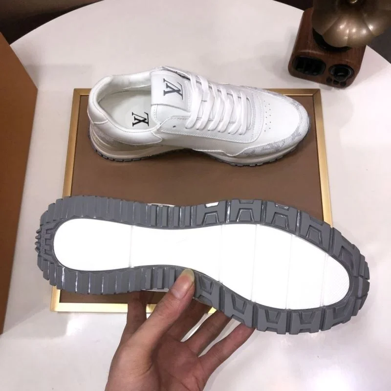 Bargain Louis Vuitton Run Away Sneaker