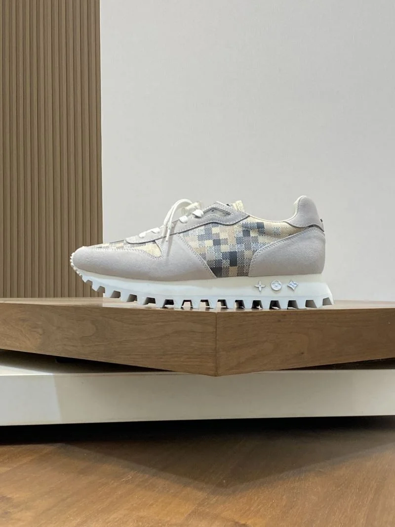 High fidelity Louis Vuitton Run Away Sneaker