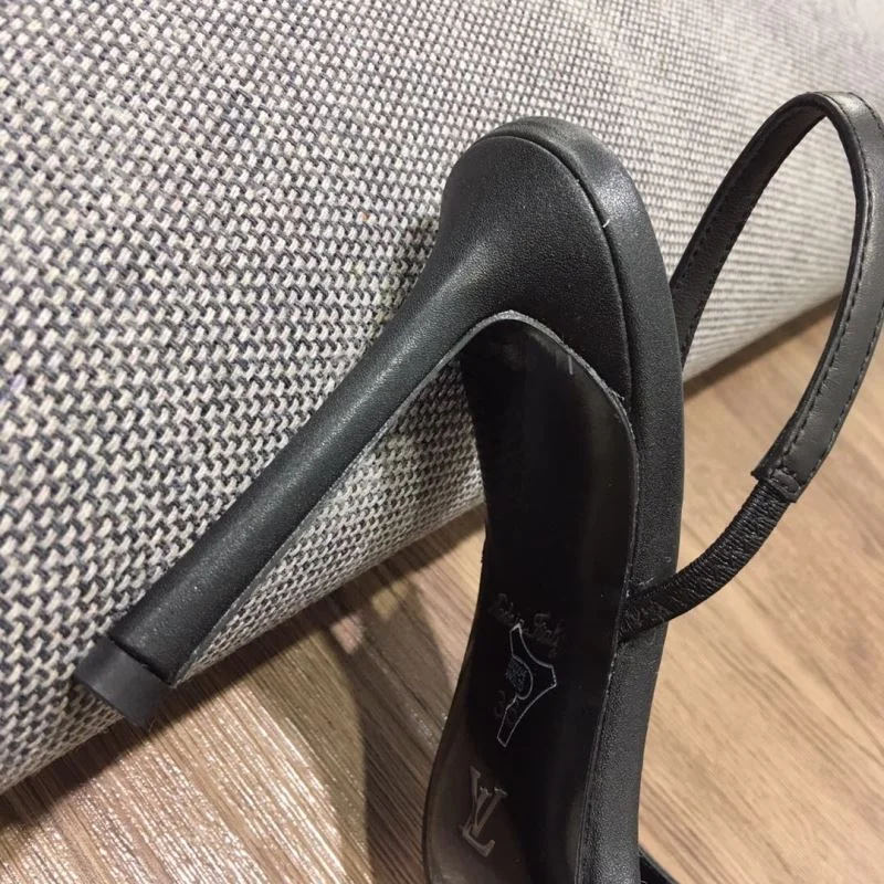 High fidelity Louis Vuitton Sandals