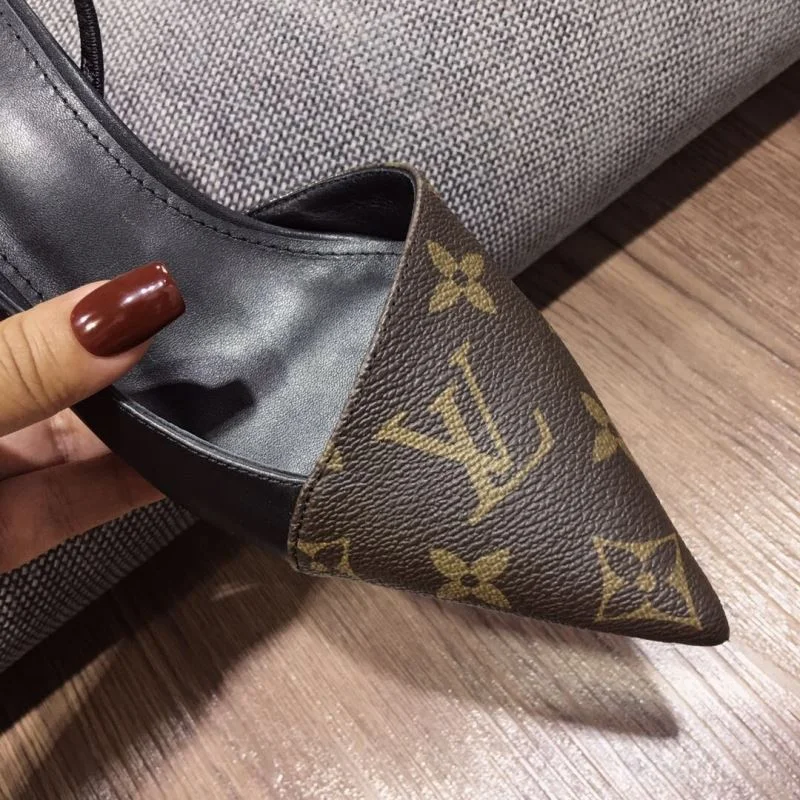 Top match Louis Vuitton Sandals