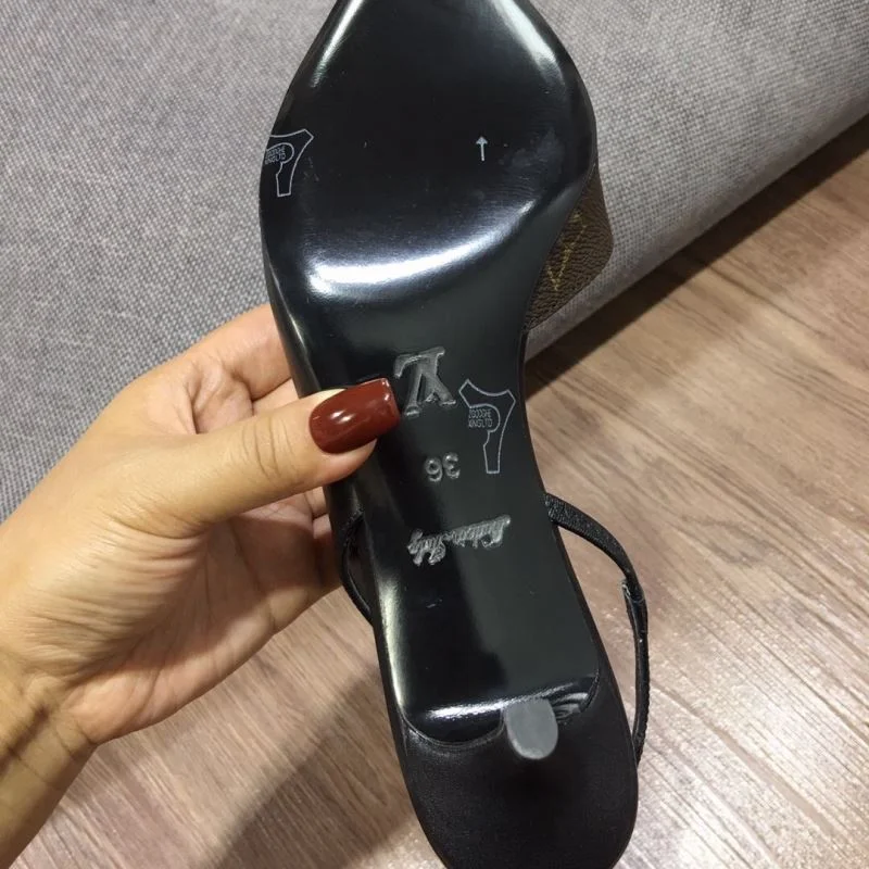 Top match Louis Vuitton Sandals
