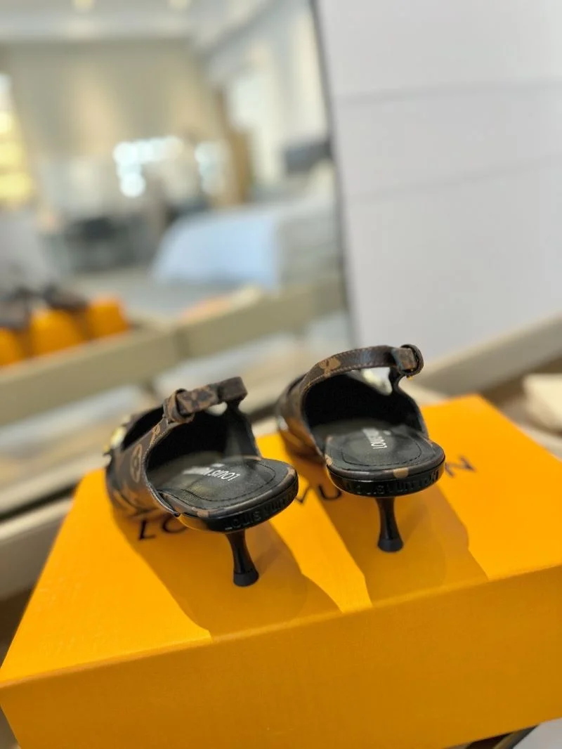 Top mirror Louis Vuitton Sandals