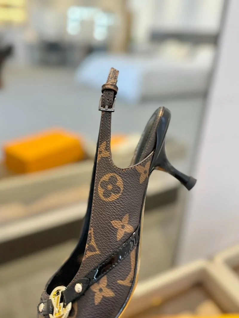 Top mirror Louis Vuitton Sandals