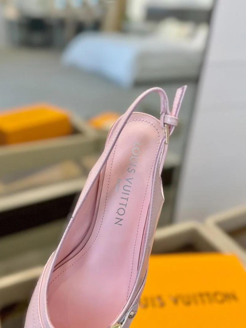 Accurate model Louis Vuitton Sandals
