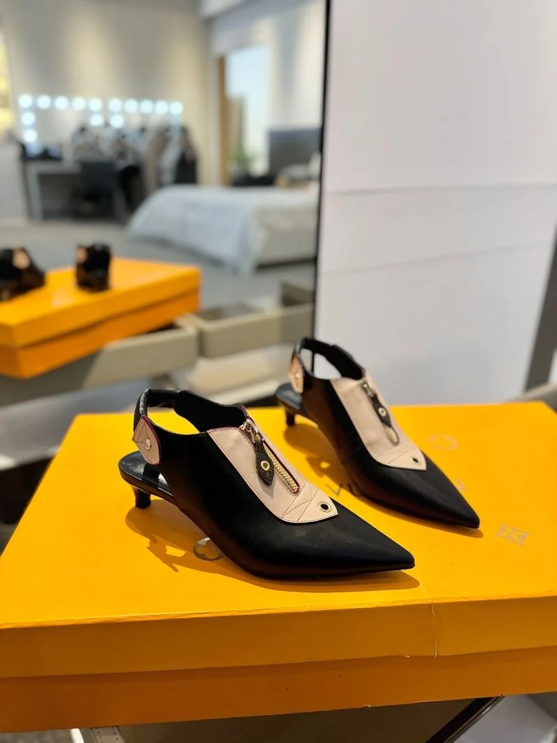 Top mirror Louis Vuitton Sandals
