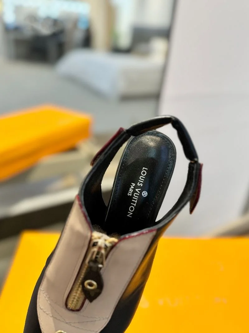 Top mirror Louis Vuitton Sandals
