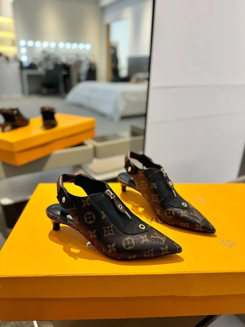 Top mirror Louis Vuitton Sandals