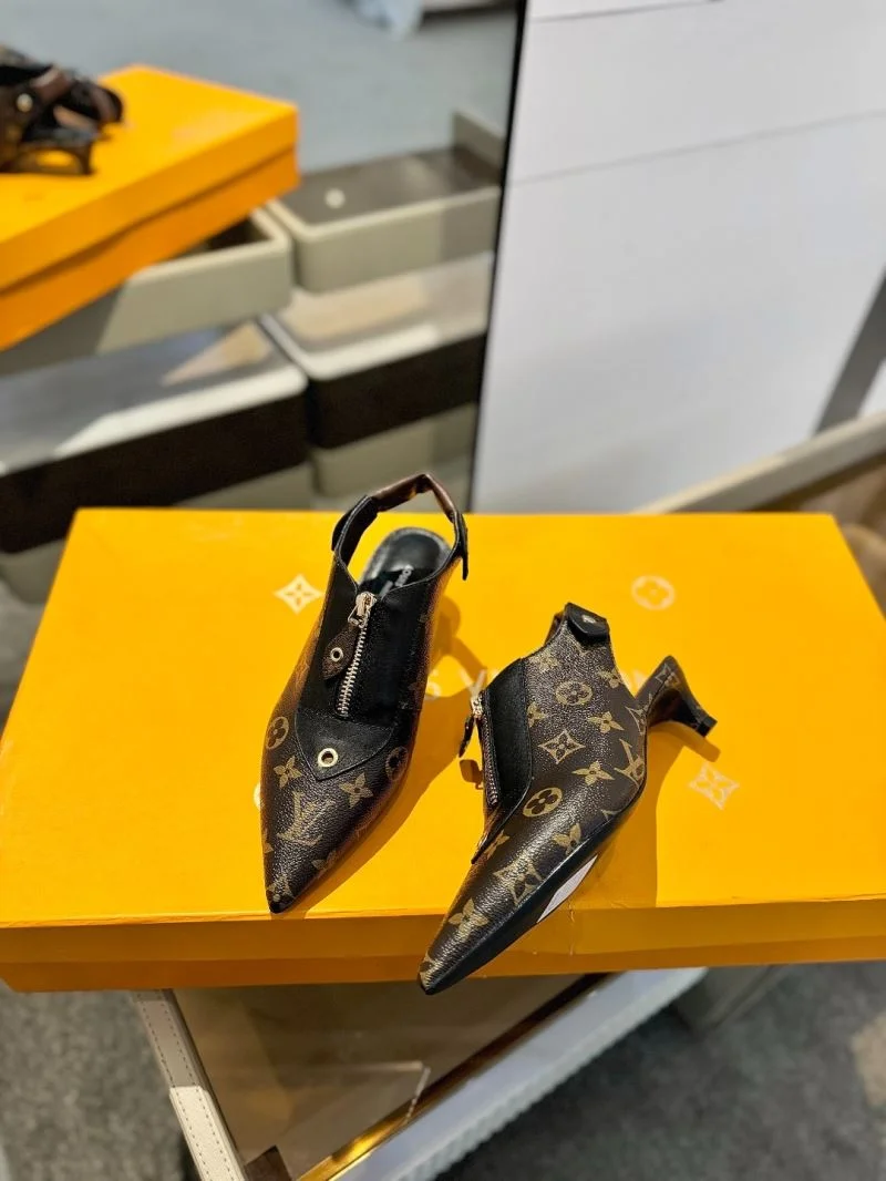 Top mirror Louis Vuitton Sandals