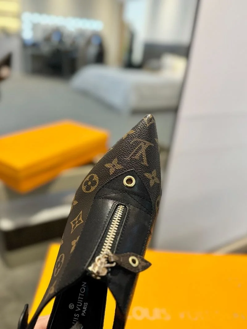 Top mirror Louis Vuitton Sandals