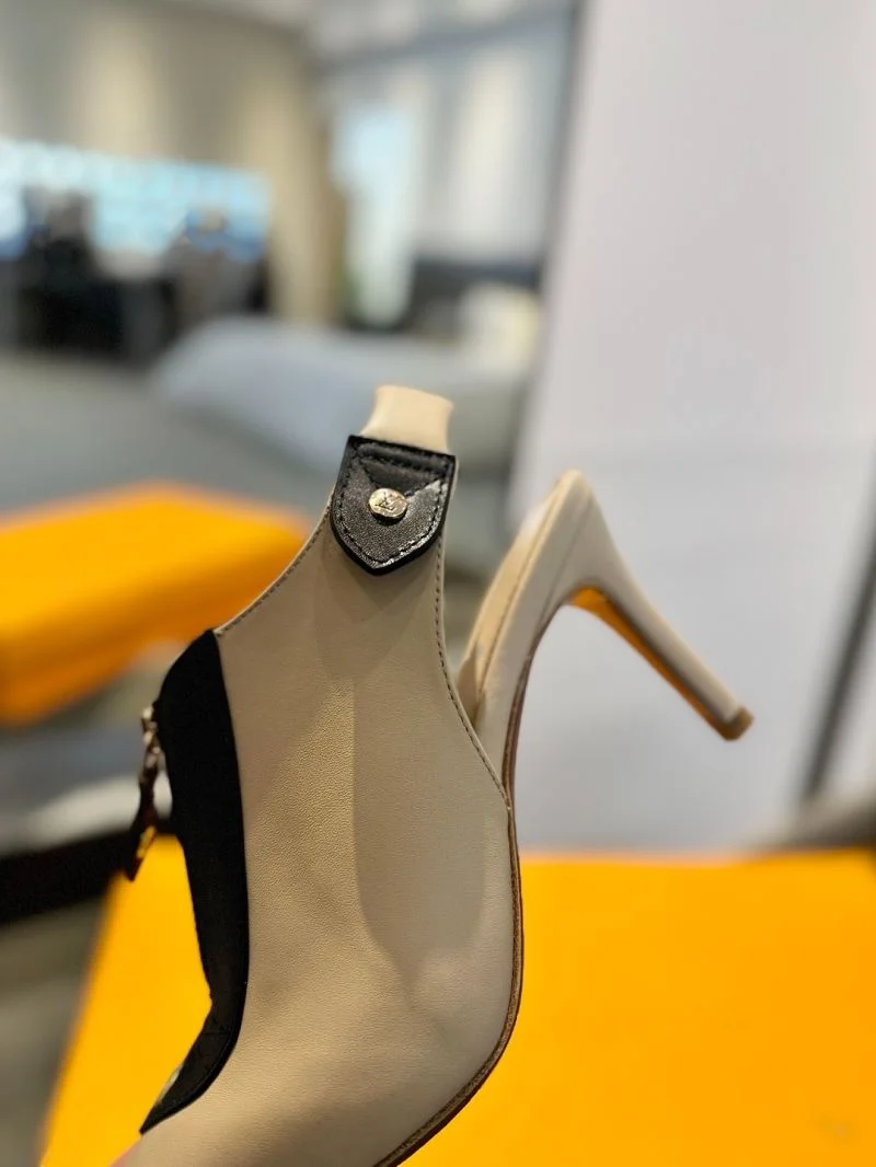 Factory-made Louis Vuitton Sandals