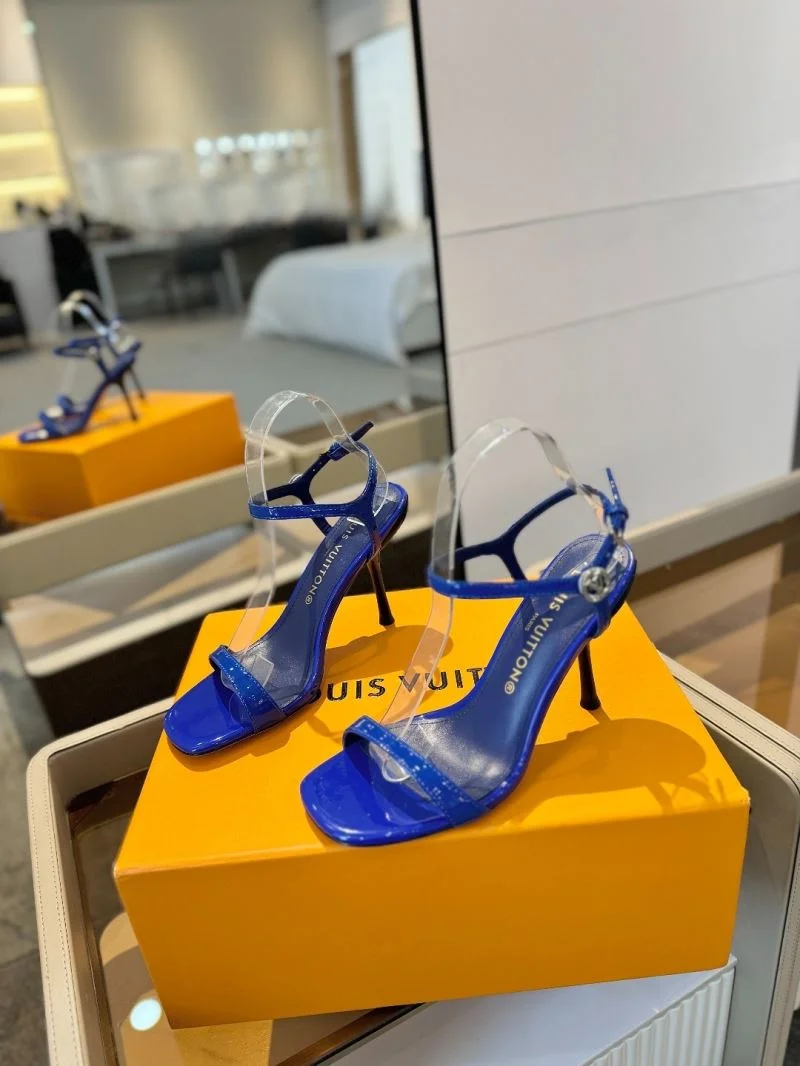 Accurate model Louis Vuitton Sandals