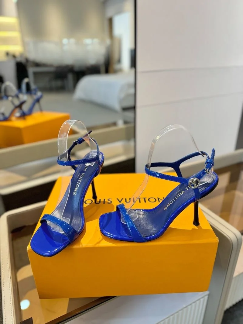 Accurate model Louis Vuitton Sandals