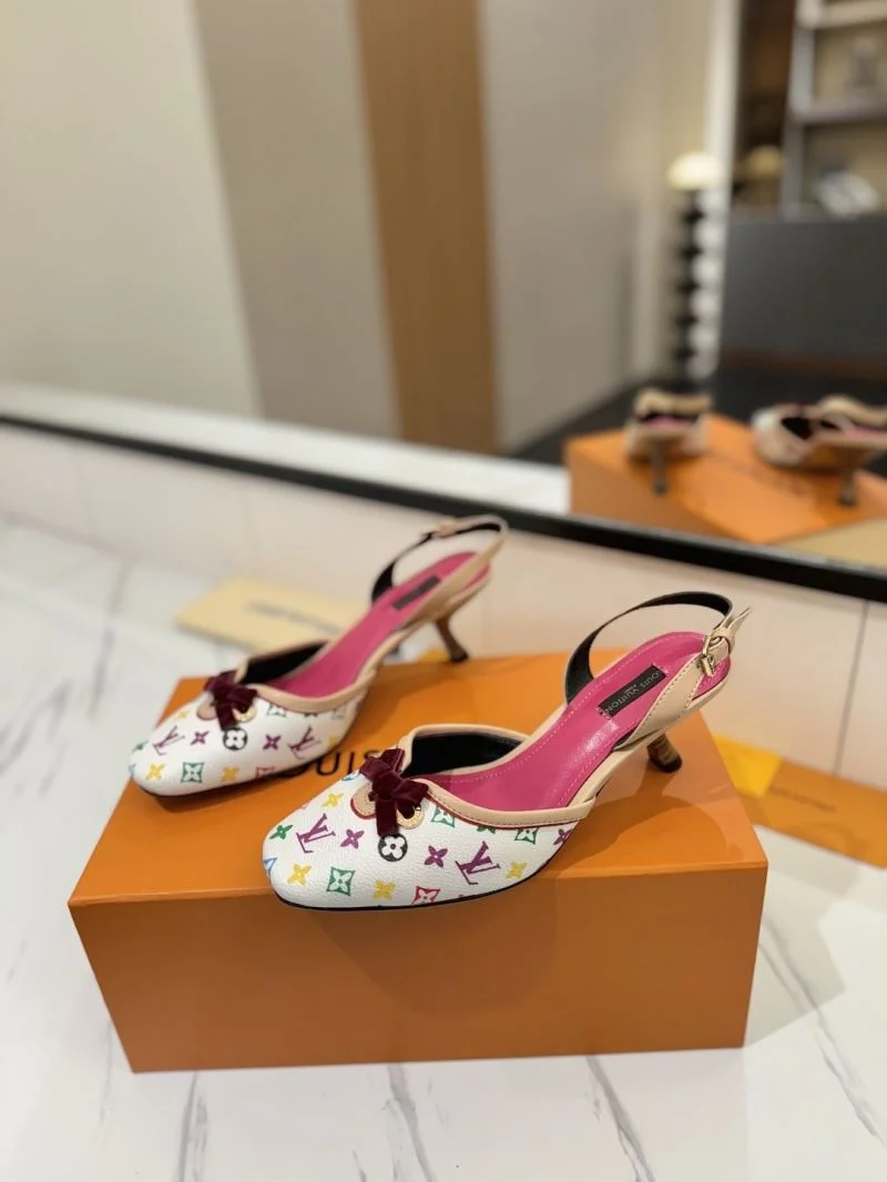 Accurate model Louis Vuitton Sandals