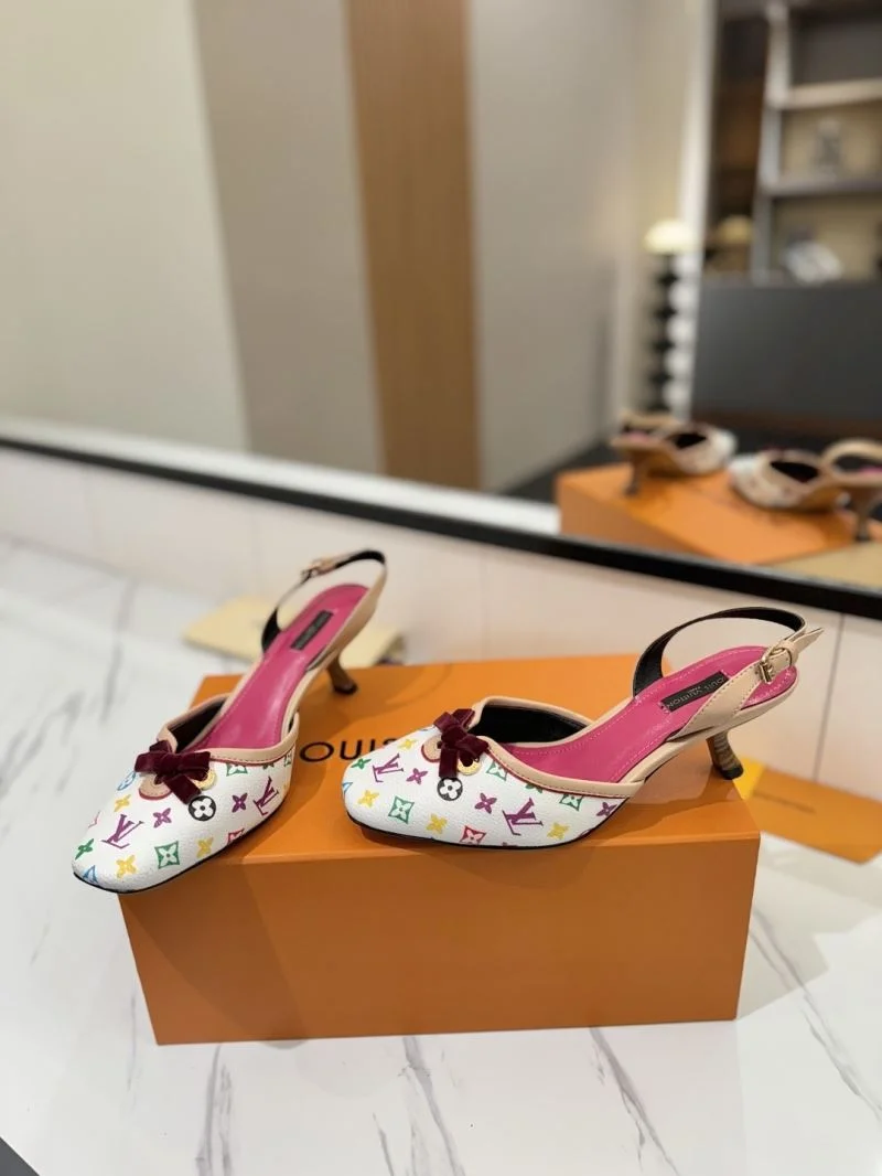 Accurate model Louis Vuitton Sandals