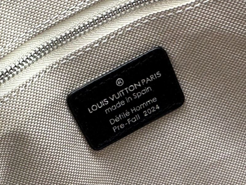 Precise copy Louis Vuitton Satchel Bags