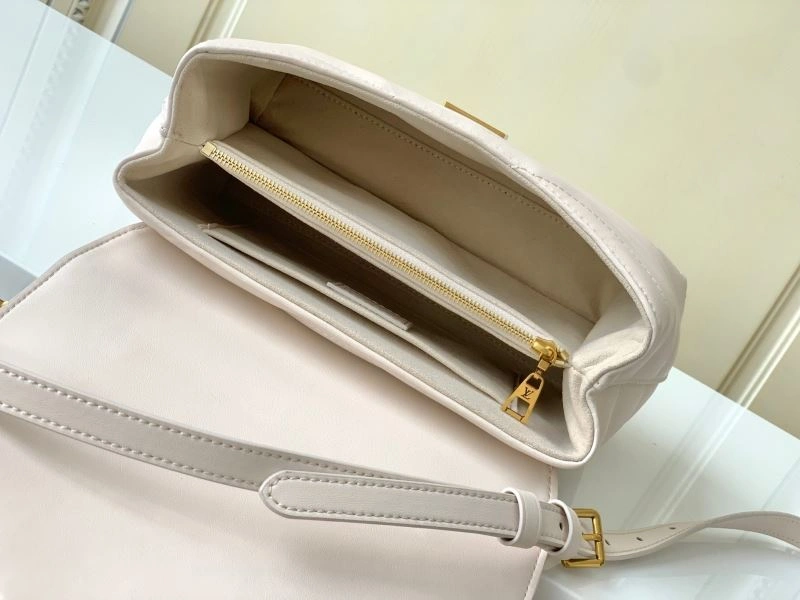 Precise copy Louis Vuitton Satchel Bags