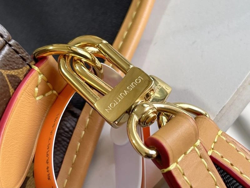 Top mirror Louis Vuitton Satchel Bags