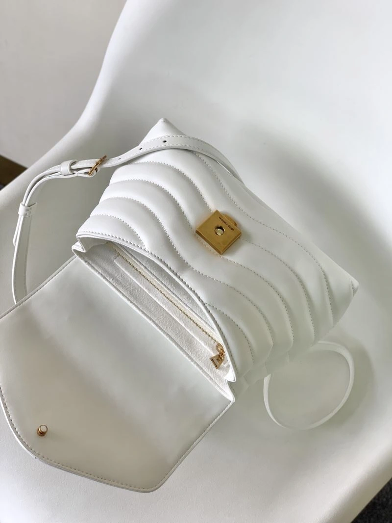 Exact replica Louis Vuitton Satchel Bags