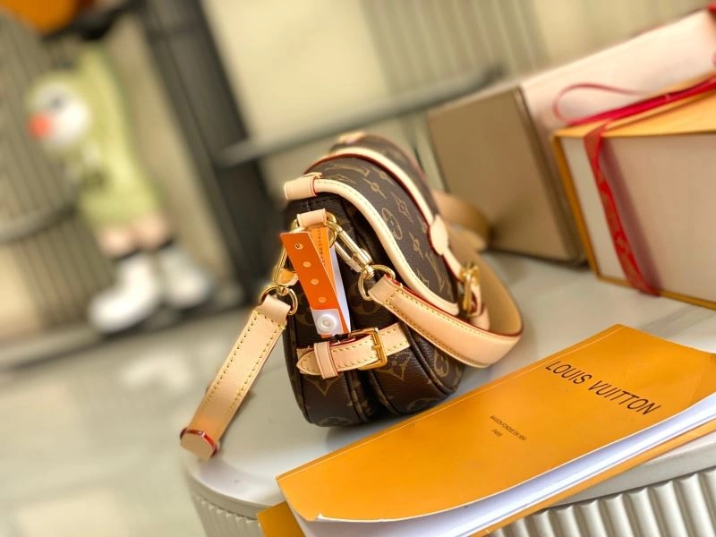 Top mirror Louis Vuitton Satchel Bags