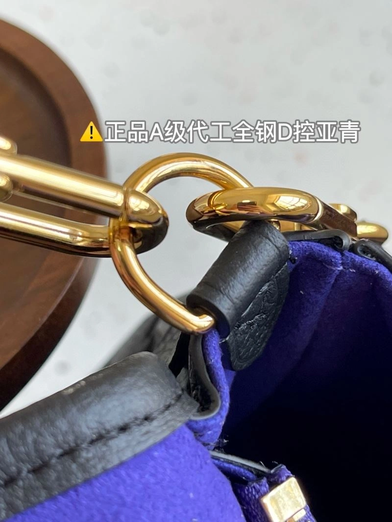 Perfect replica Louis Vuitton Satchel Bags