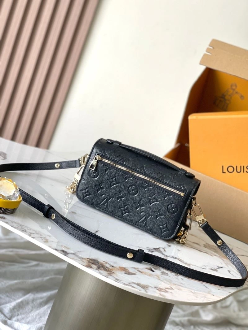 Accurate model Louis Vuitton Satchel Bags