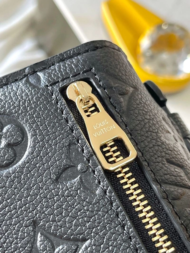 Accurate model Louis Vuitton Satchel Bags