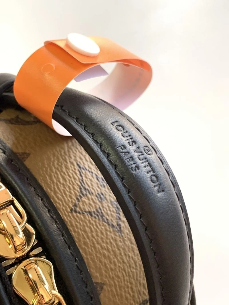 Precise copy Louis Vuitton Satchel Bags