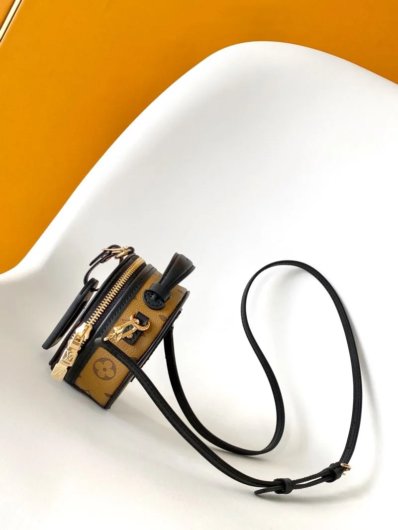 Perfect replica Louis Vuitton Satchel Bags