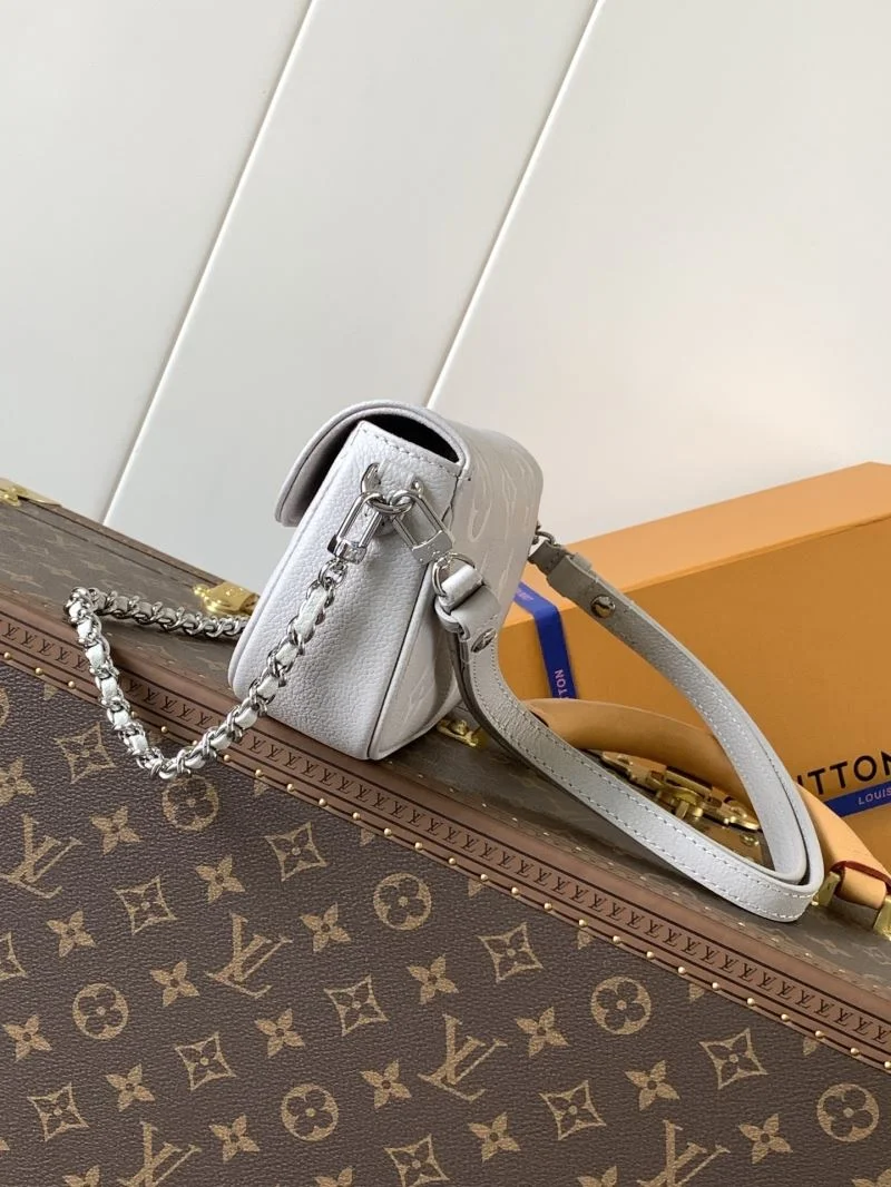 Perfect replica Louis Vuitton Satchel Bags