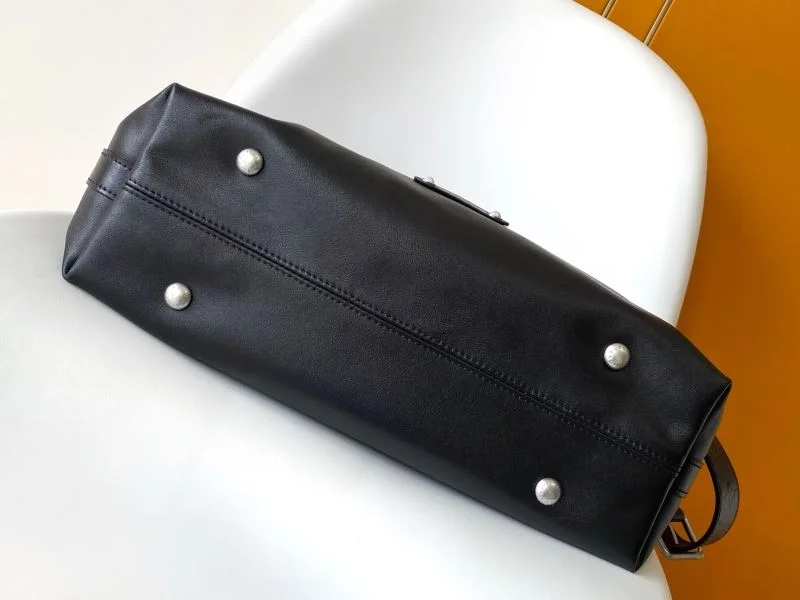 Perfect replica Louis Vuitton Satchel Bags