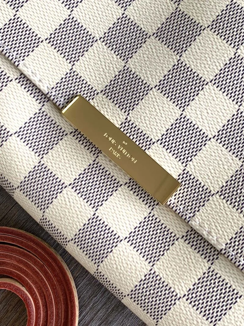 Precise copy Louis Vuitton Satchel Bags