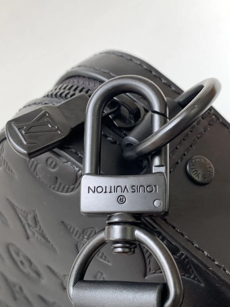 Accurate model Louis Vuitton Satchel Bags