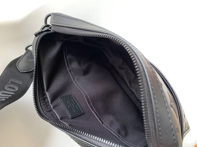 Accurate model Louis Vuitton Satchel Bags