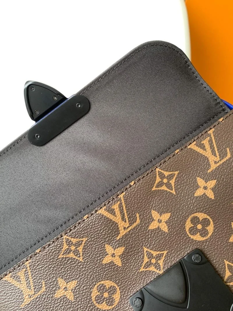 Top mirror Louis Vuitton Satchel Bags