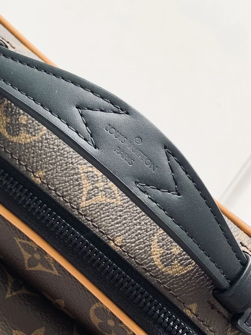 Accurate model Louis Vuitton Satchel Bags