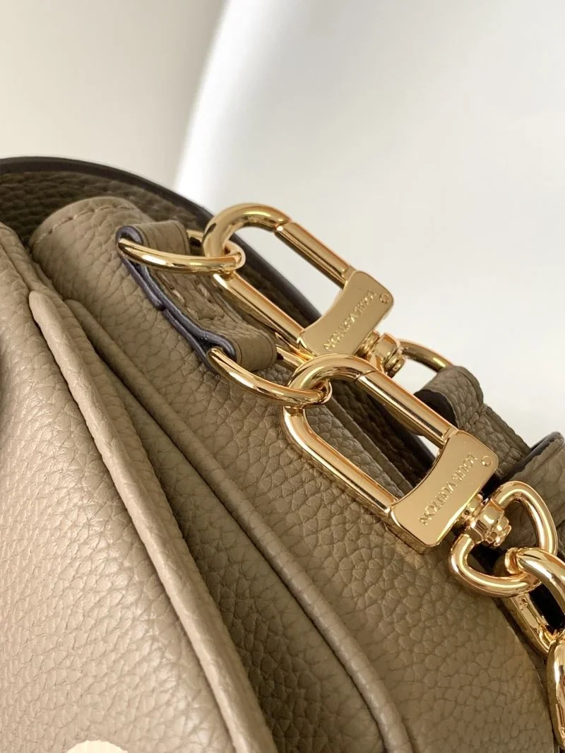 Accurate model Louis Vuitton Satchel Bags
