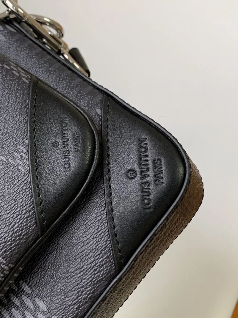 Accurate model Louis Vuitton Satchel Bags