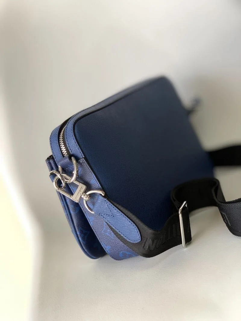 Accurate model Louis Vuitton Satchel Bags
