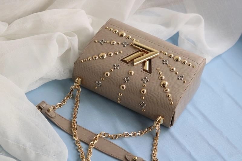 Indistinguishable Louis Vuitton Satchel Bags