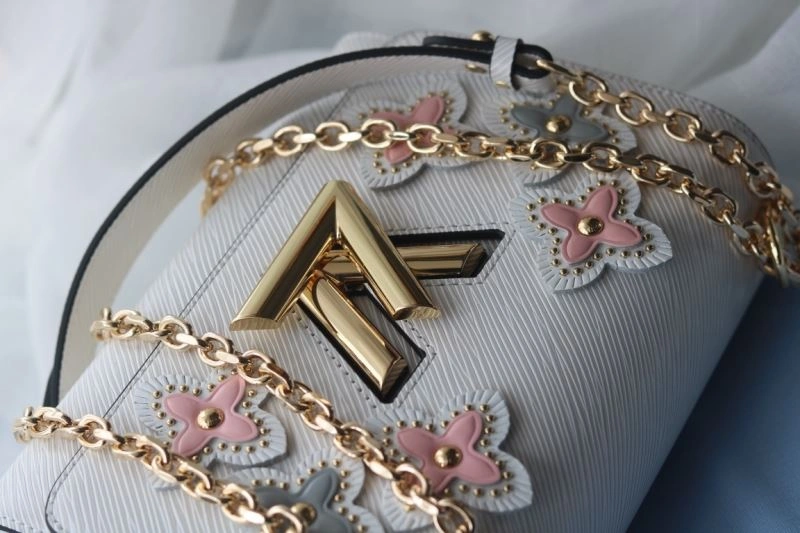 Perfect replica Louis Vuitton Satchel Bags