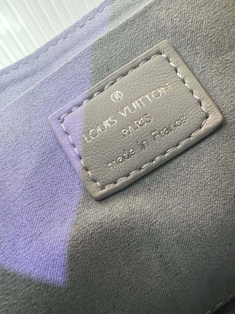 Accurate model Louis Vuitton Satchel Bags